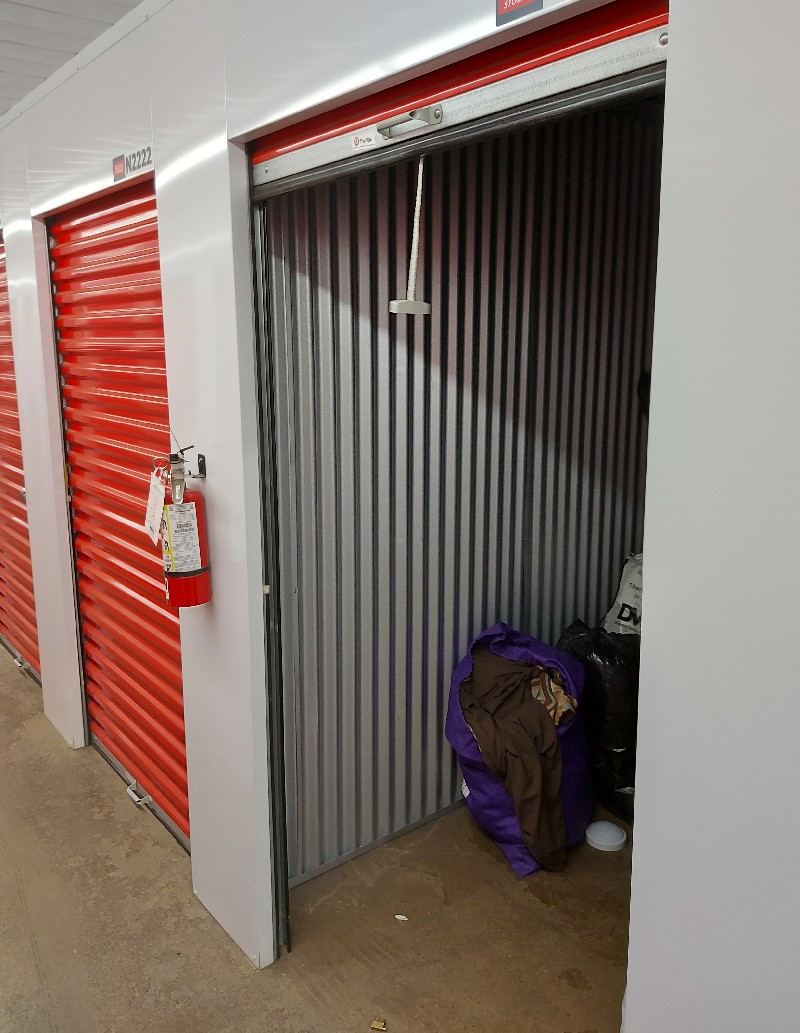iBid4Storage.com - Access Storage Auction - 17043792303238