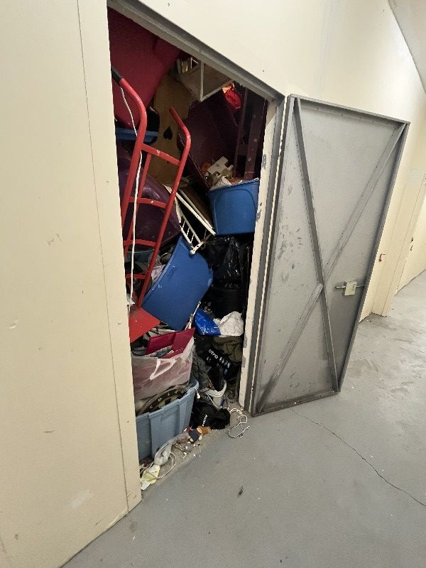 iBid4Storage.com - Access Storage Auction - 17080333086312