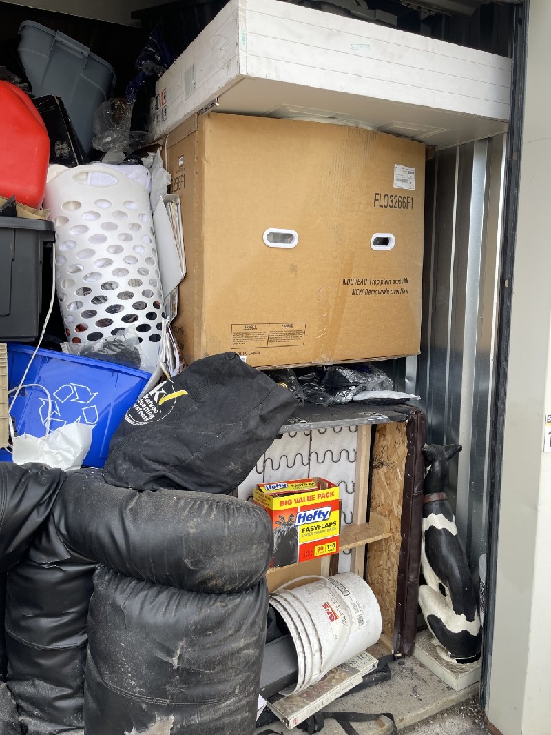 iBid4Storage.com - StorageMart Auction - 17157124631790