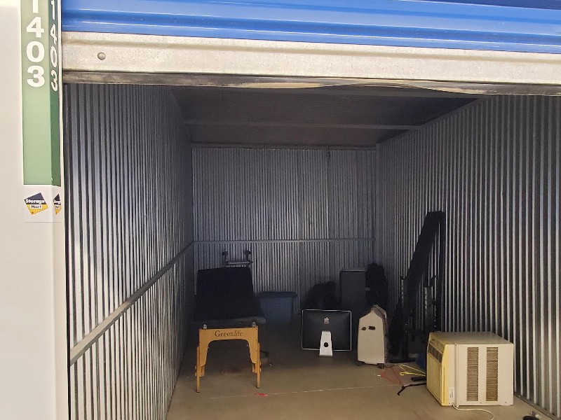 iBid4Storage.com - StorageMart - Todd Baylis Blvd Toronto Auction ...