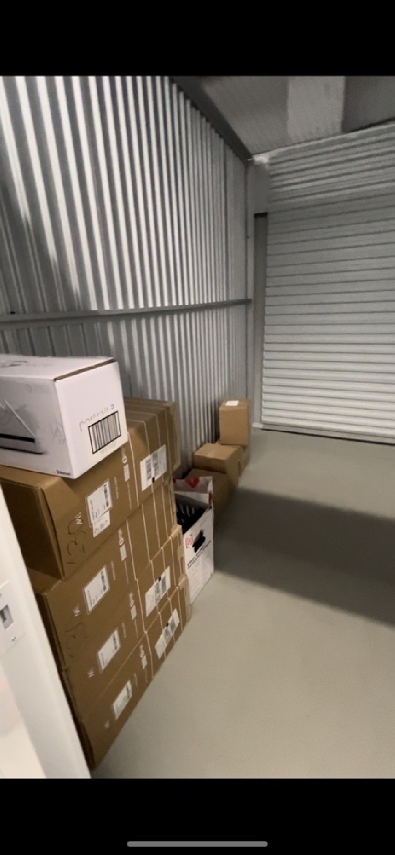 iBid4Storage.com - Montreal Mini-Storage Auction - 17243477402260