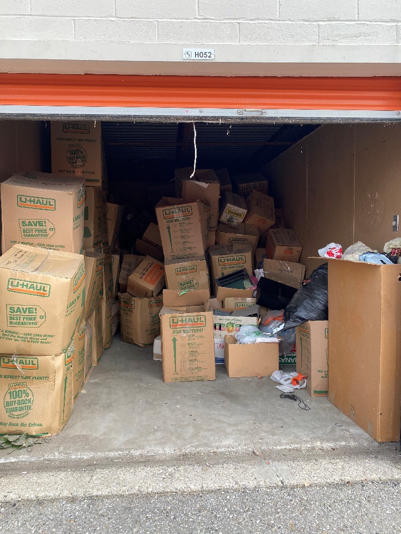 iBid4Storage.com - Public Storage Canada Auction - 17254221703633