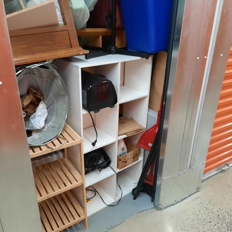 iBid4Storage.com - Montreal Mini-Storage Auction - 17295314692648