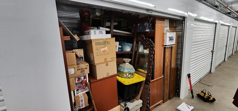 iBid4Storage.com - Advantage Self Storage Auction - 17298774744857