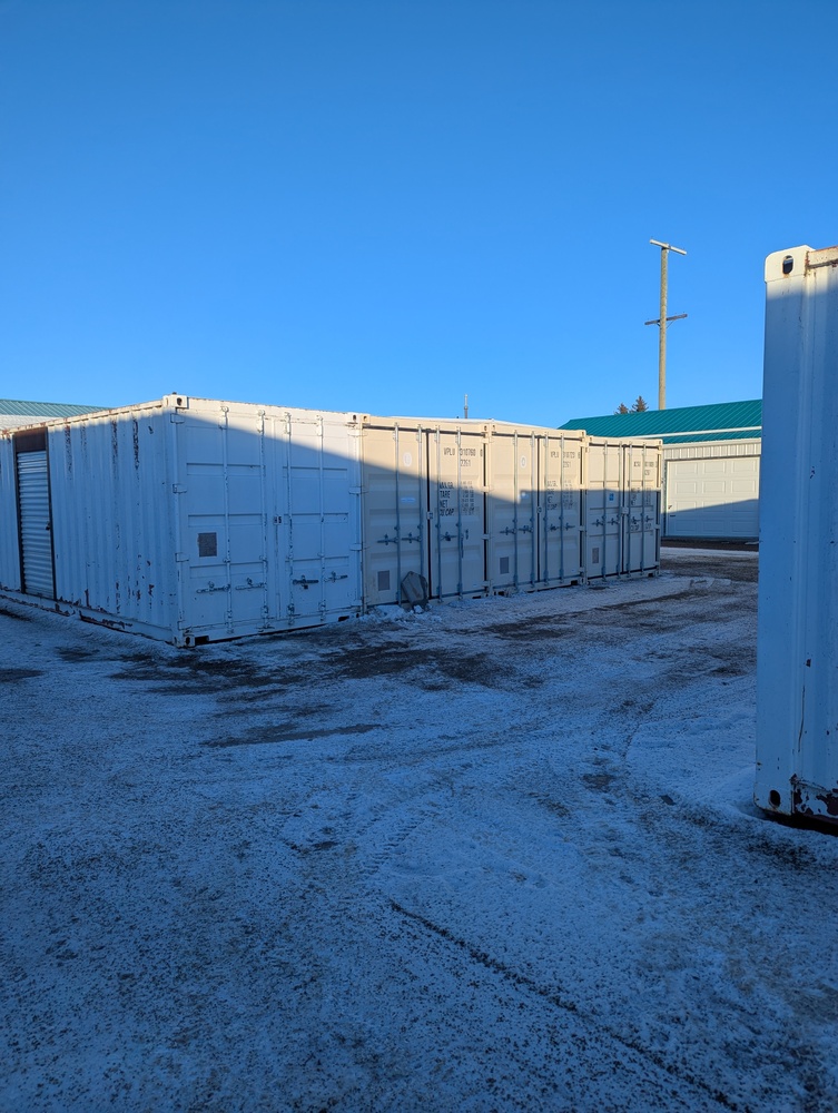iBid4Storage.com - Shur-Lock Self Storage Auction - 17370495487278