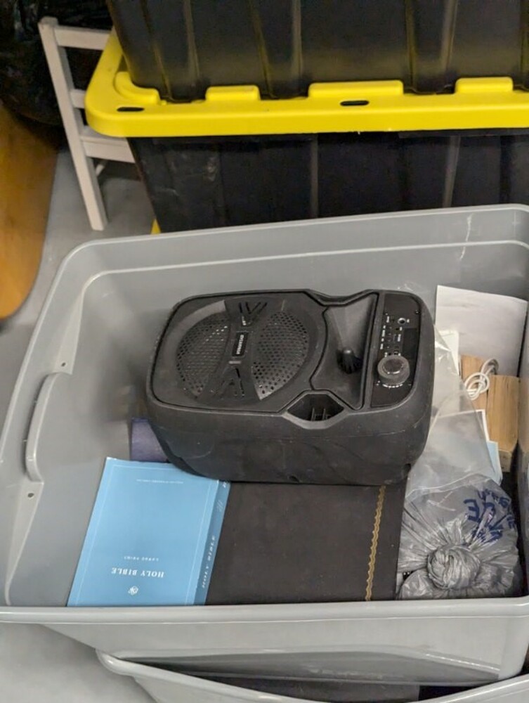 iBid4Storage.com - Bluebird Self Storage Auction - 17374892799728