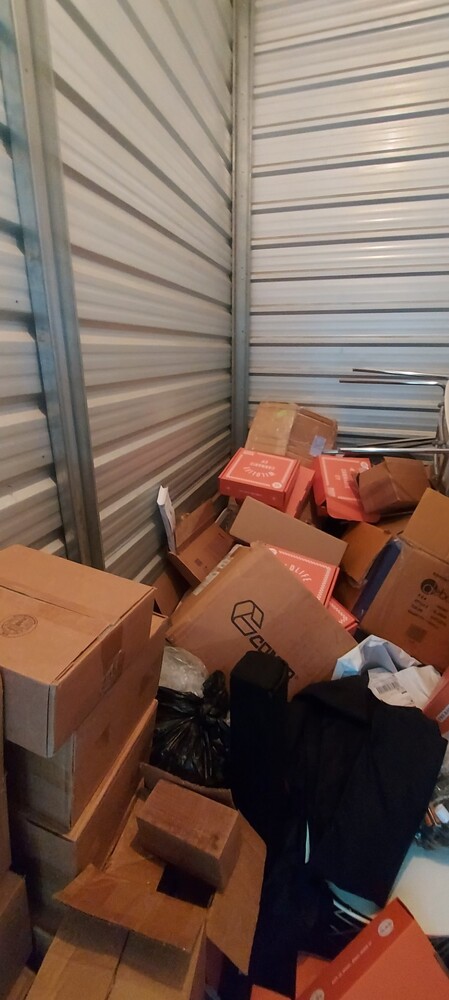 iBid4Storage.com - StorageMart Auction - 17392287534416