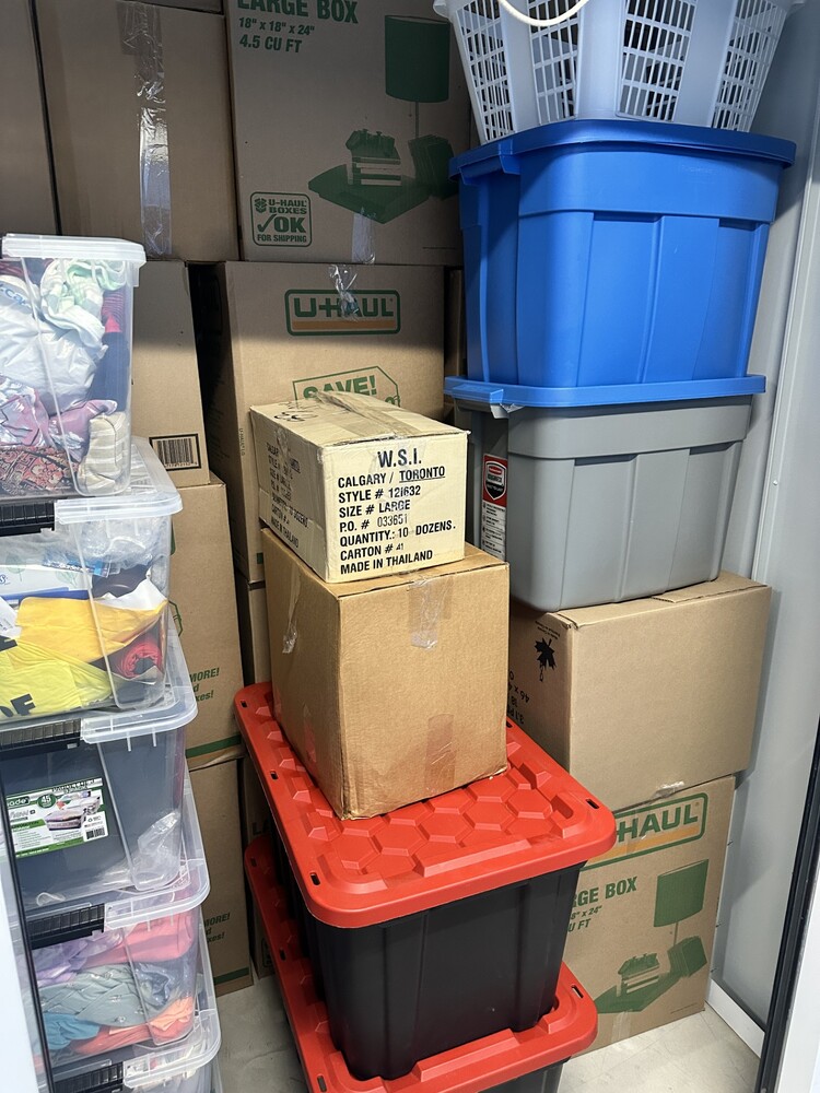 iBid4Storage.com - SmartStop Self Storage Auction - 17428304272432