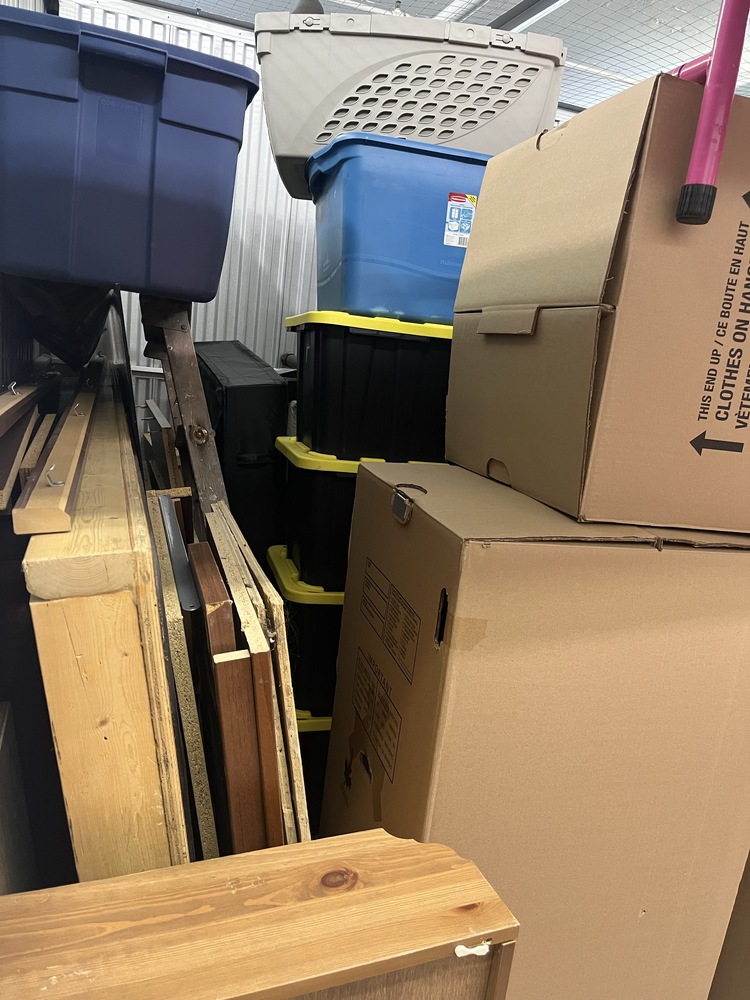 iBid4Storage.com - Montreal Mini-Storage Auction - 17480217248244