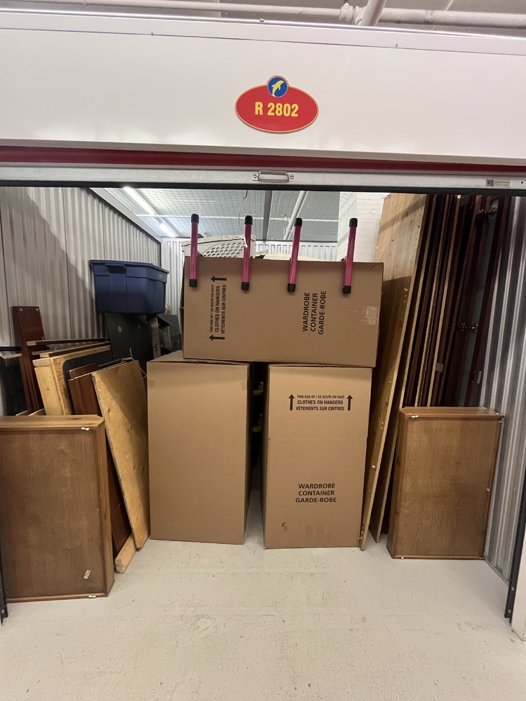 iBid4Storage.com - Montreal Mini-Storage Auction - 17480217248244