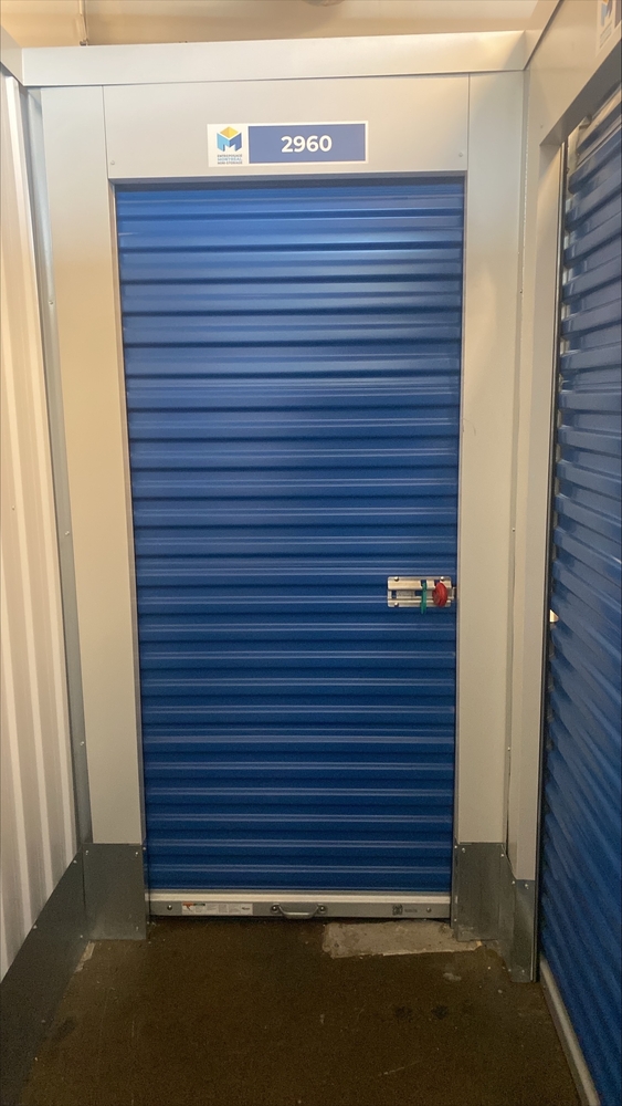 iBid4Storage.com - Montreal Mini-Storage Auction - 17570212009922