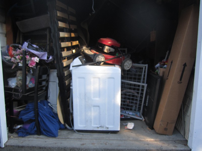 iBid4Storage.com - Northwest Self Storage Auction - 16075314995355